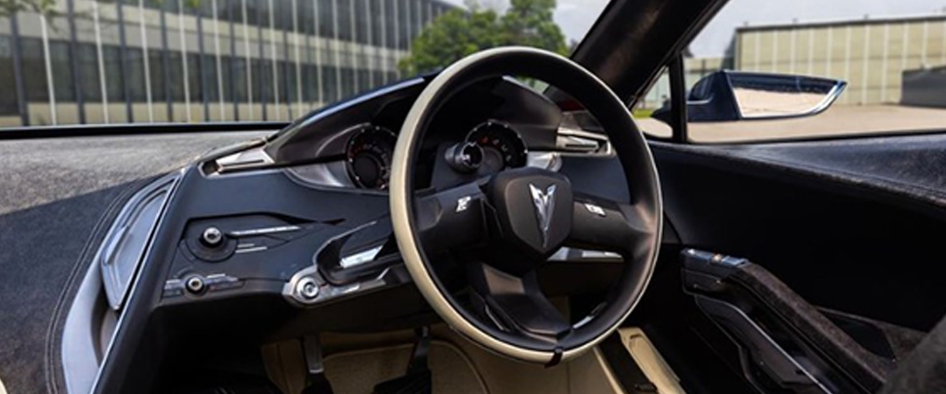 Covering All About Interior and Exterior Mods for Pontiac Cars