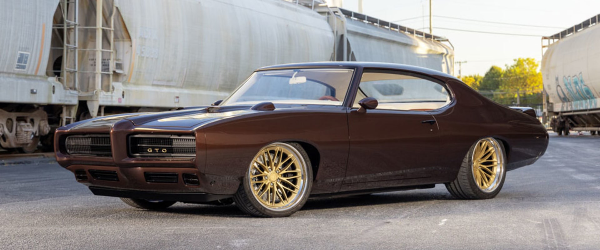 Community Resources for Custom Work for Pontiac Enthusiasts